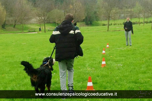 PET THERAPY - Attività assistita con il cane